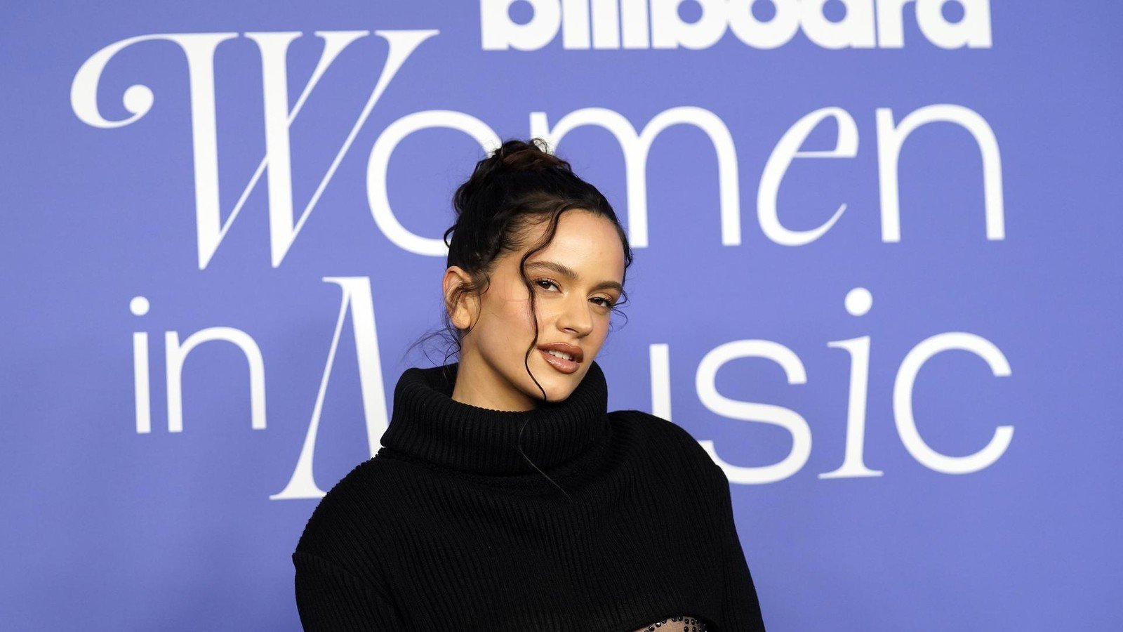 Neues Album „Lux“ schon vor Erscheinen im Netz geleakt – Fans sind ...